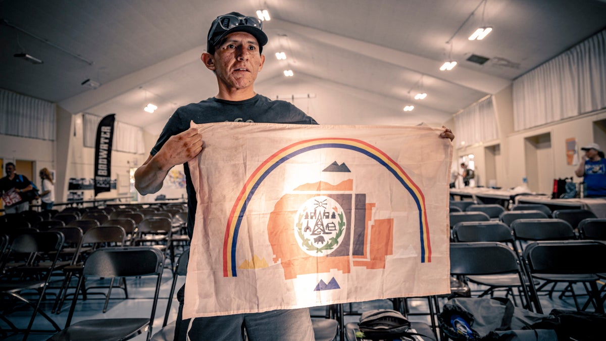Meet the Only Indigenous Ultrarunner To Attempt This Year's Badwater ...